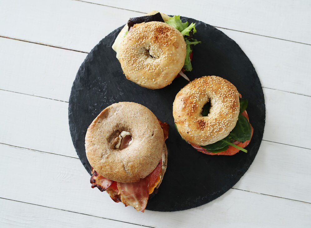 Guide: Creating a Perfect Bagel Sandwich
