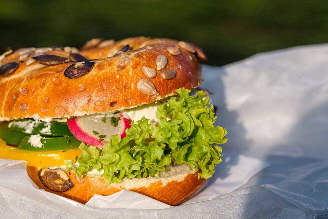 Easy Lunch Bagel Ideas for Busy Days